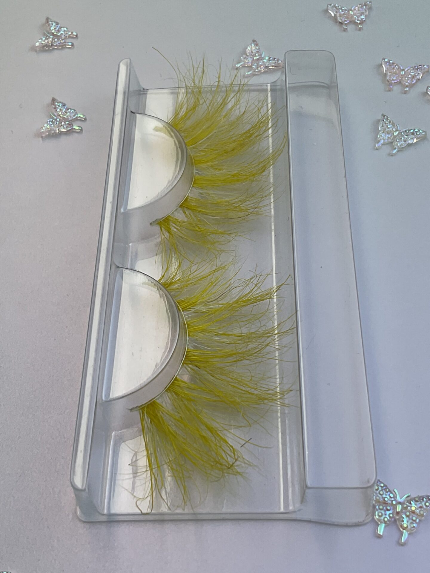 Bambi Bright Yellow Jumbo False Lashes 25mm - Diamond Pearl