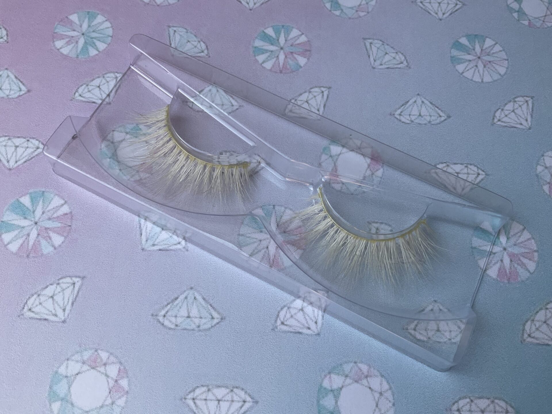 Blanca White Blonde False Lashes - Diamond Pearl